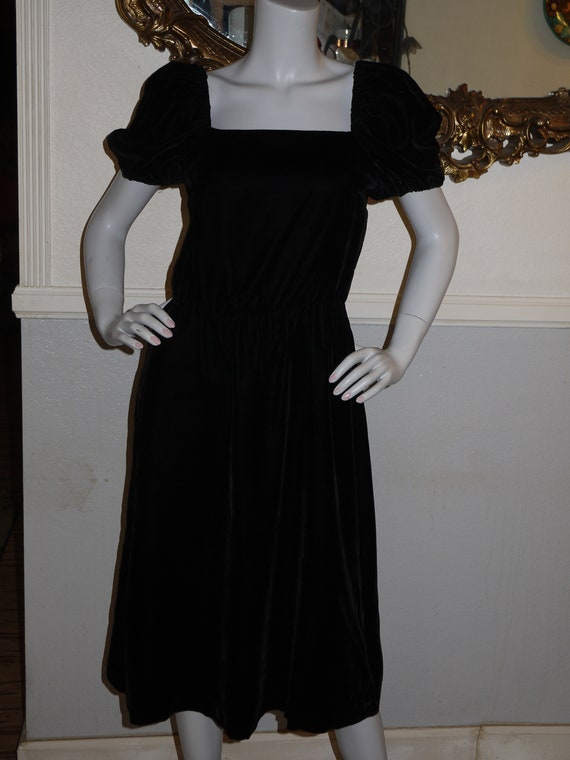 Karin Stevens Velvet Dress - Gem