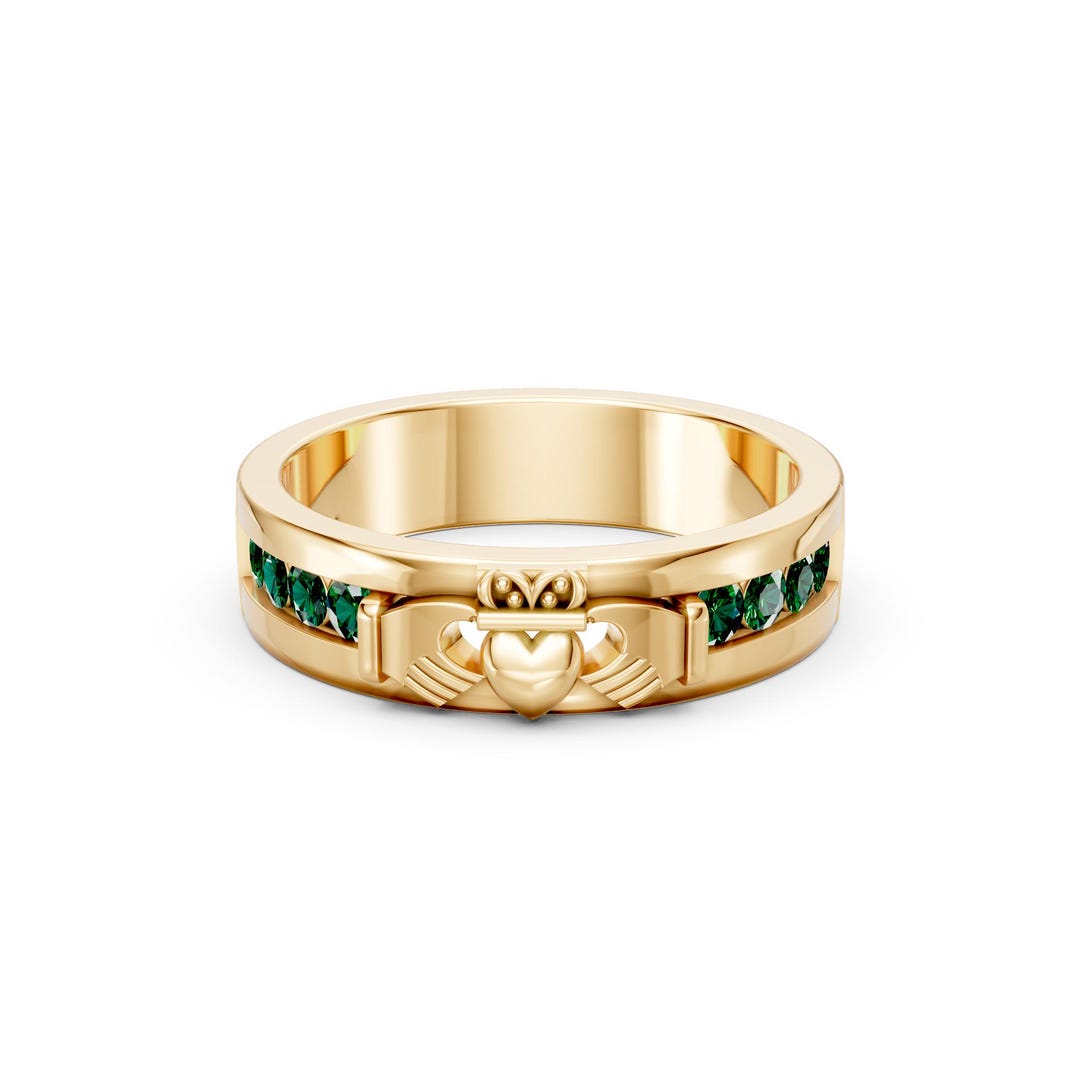Emerald Claddagh Ring Irish Engagement Band Irish Promise Ring Wedding ...