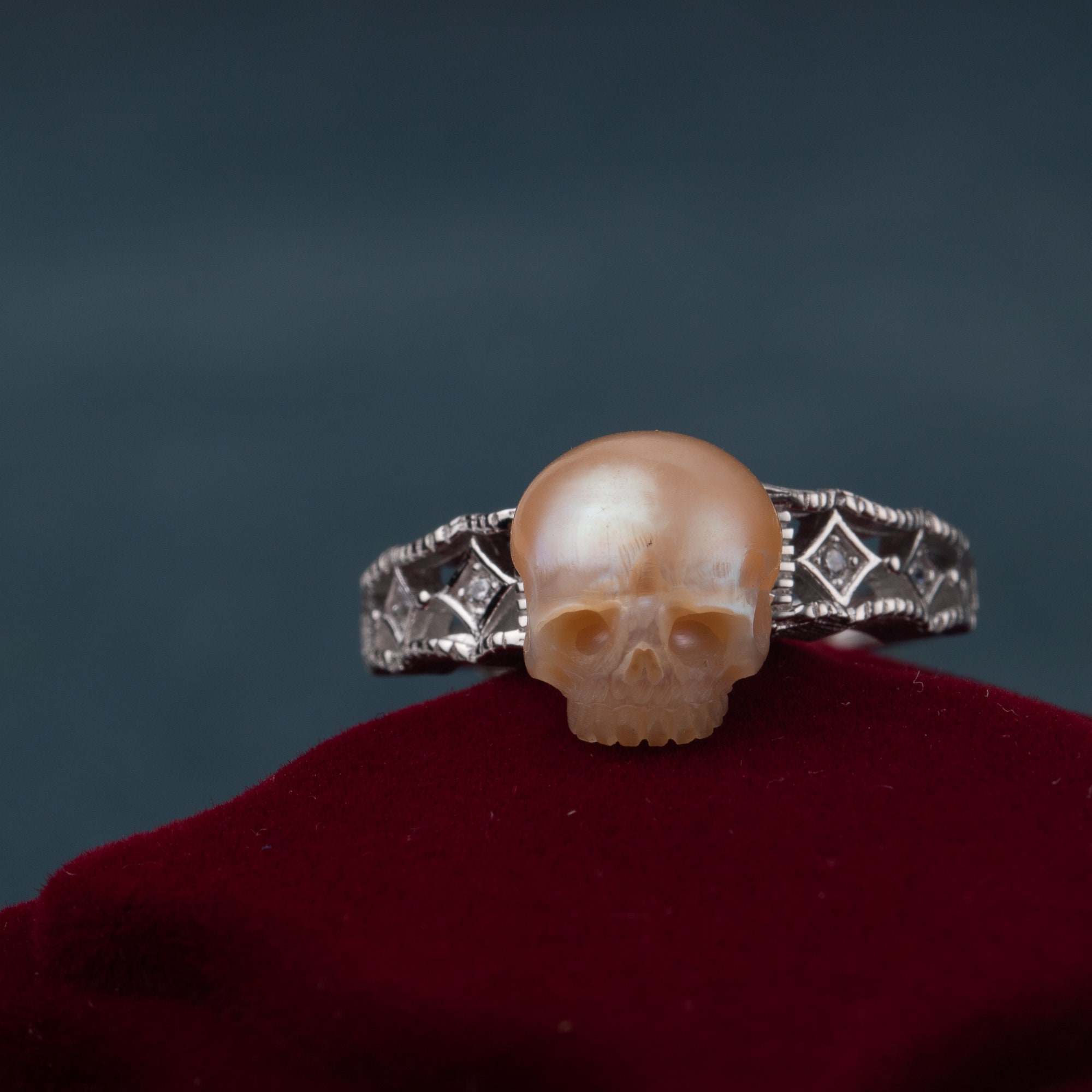 Skull carved pearl ring natural freshwater pearl 11-13mm | Etsy