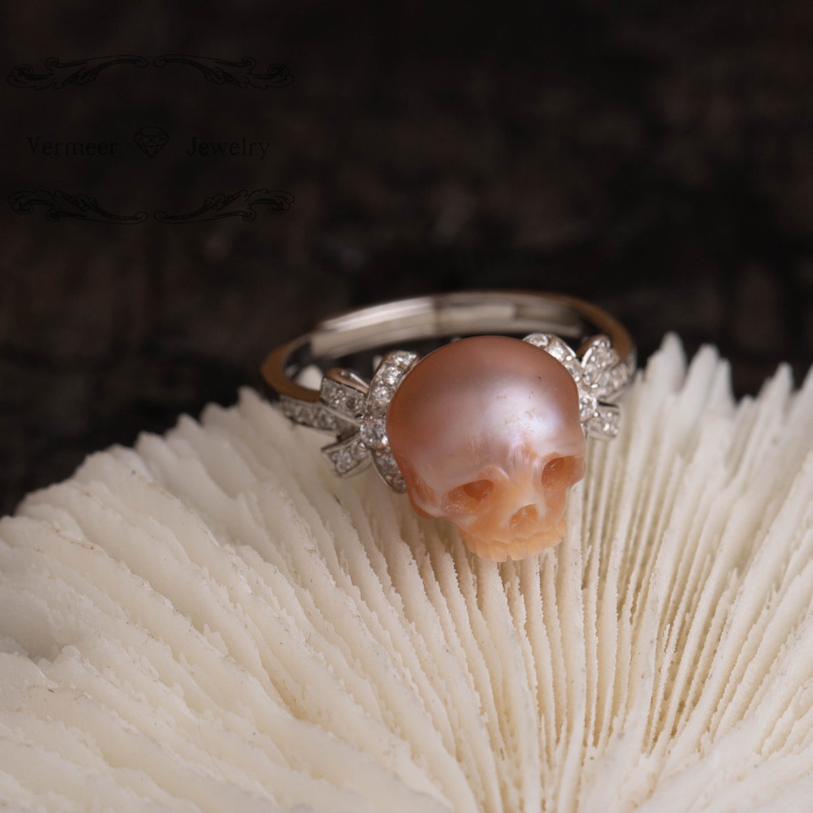 Handmade skull ring with zircon carved freshwater pearl | Etsy