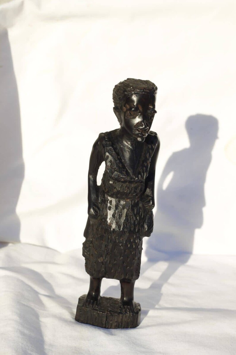 African Sculpture of the Spirit Medium Mbuya Nehanda. Ebony Wood ...