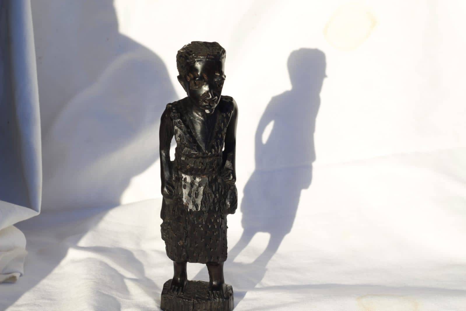 African Sculpture of the Spirit Medium Mbuya Nehanda. Ebony - Etsy
