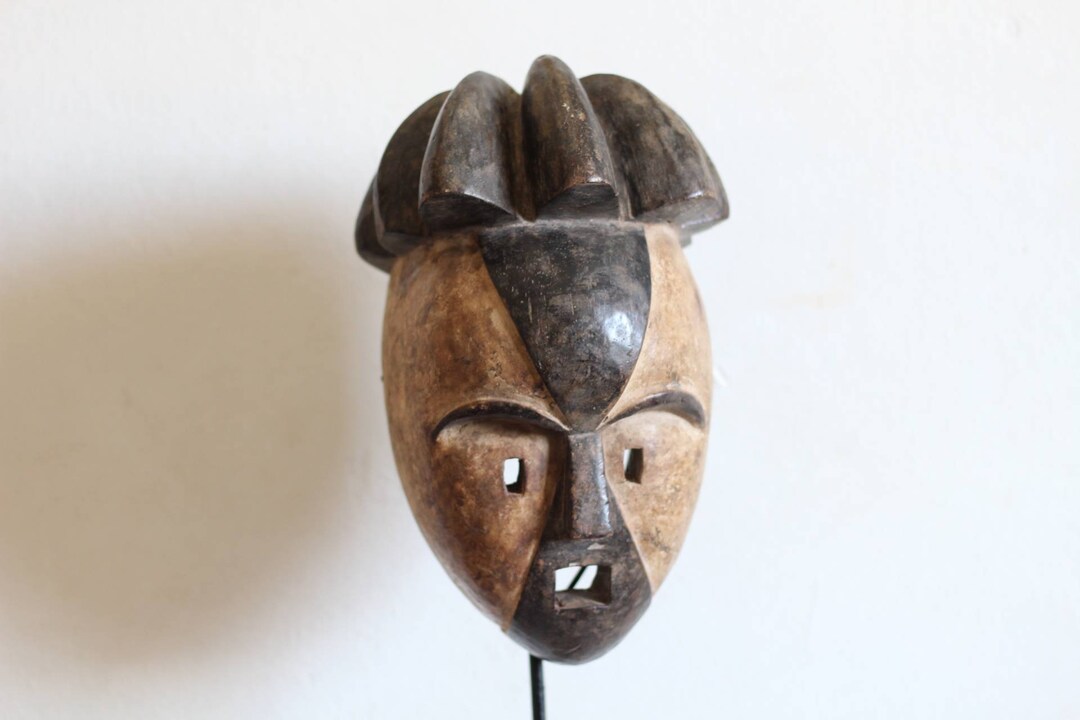 Adouma Mask. Wooden Tribal Mask. Gabon Tribal Mask - Etsy