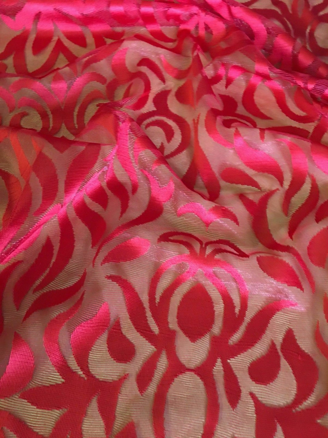 NEW Gorgeous Designer Red Burnout Lace Fabric 56” 144 Cm Very Valentino ...