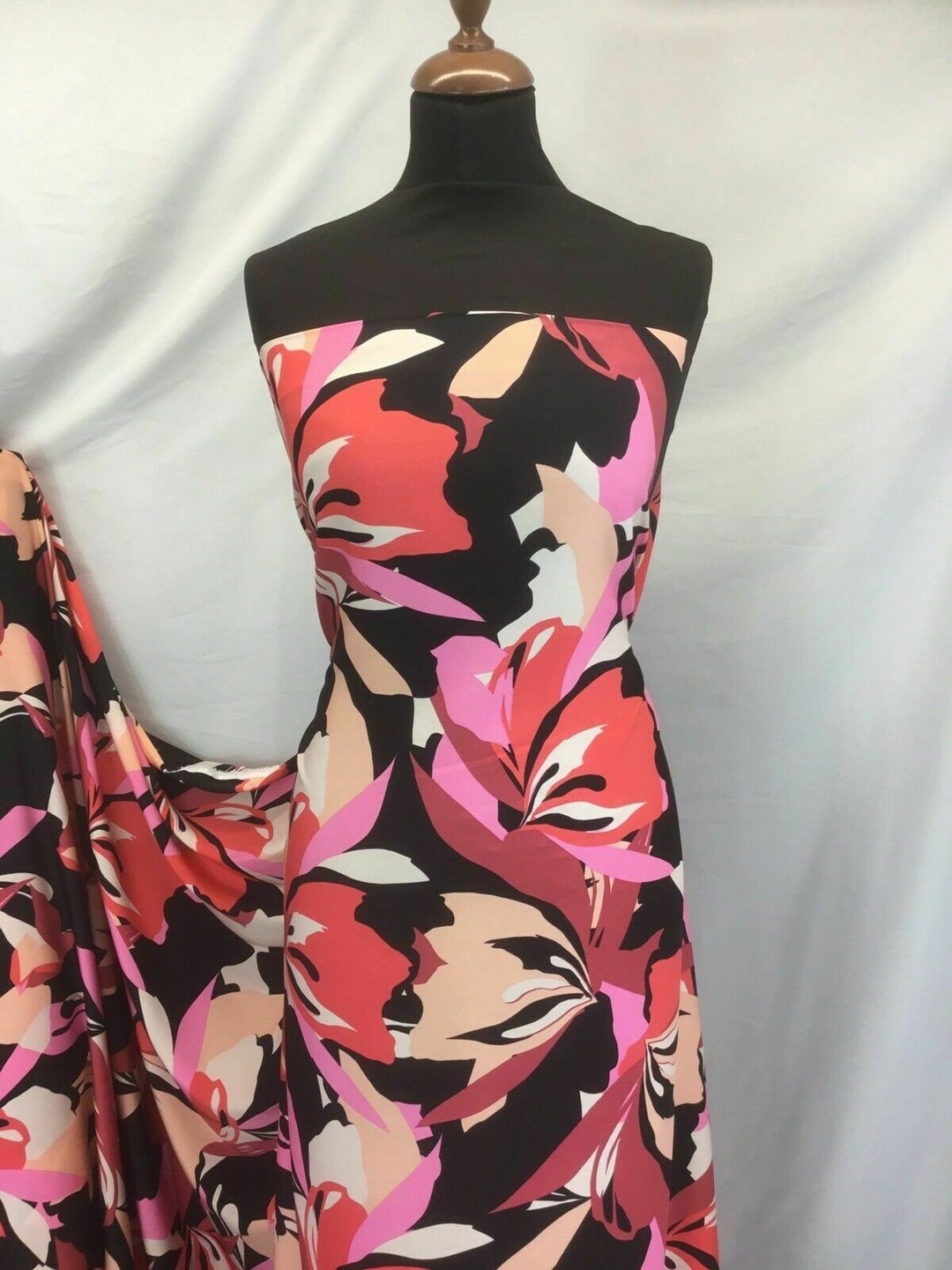 New Beautiful High Class Designer Floral Soft Matt Satin Print Fabric ...