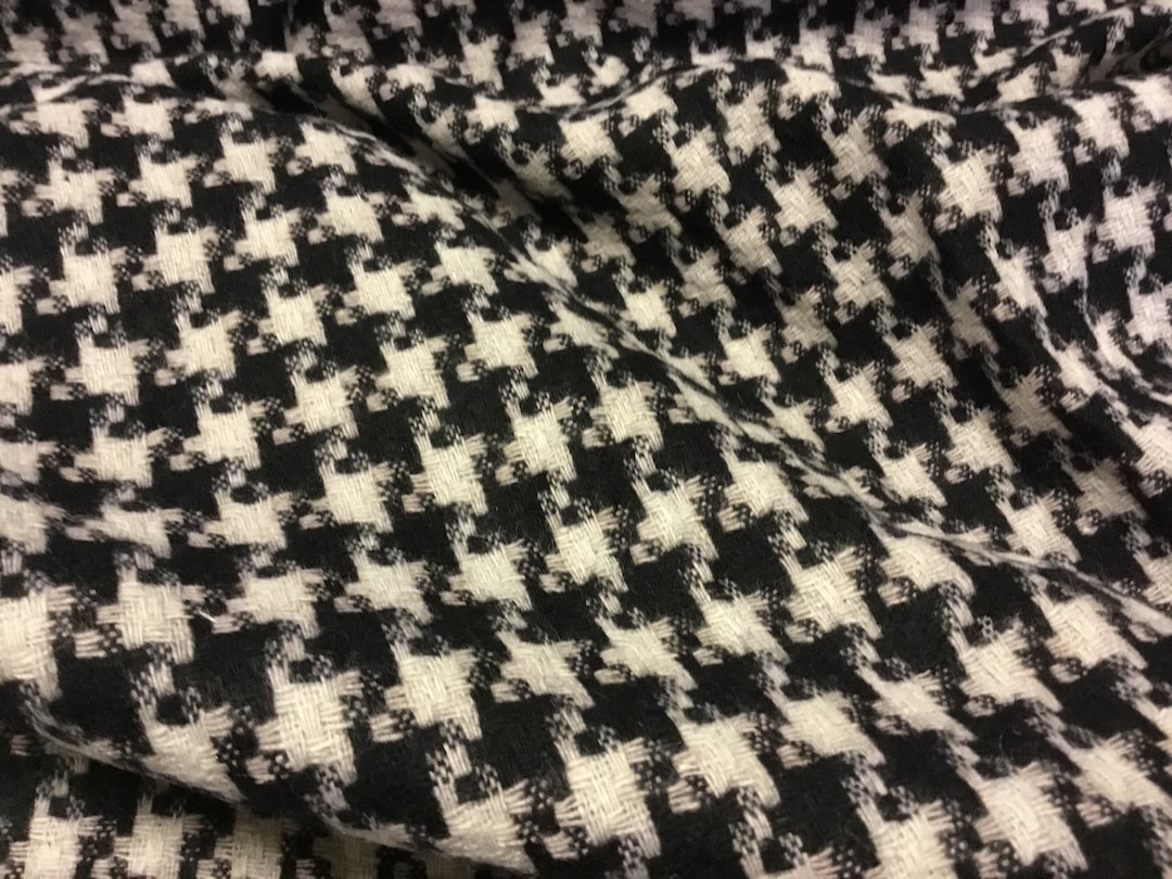 NEW Dogtooth Wool Boucle Fabric as Seen on Designer Catwalk (seconds ...