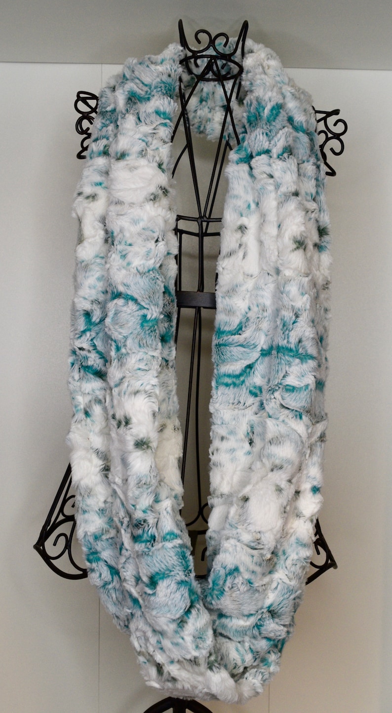 Snowy Owl Minky Scarf, Faux Fur Scarf, Infinity Scarf, Winter Scarf ...