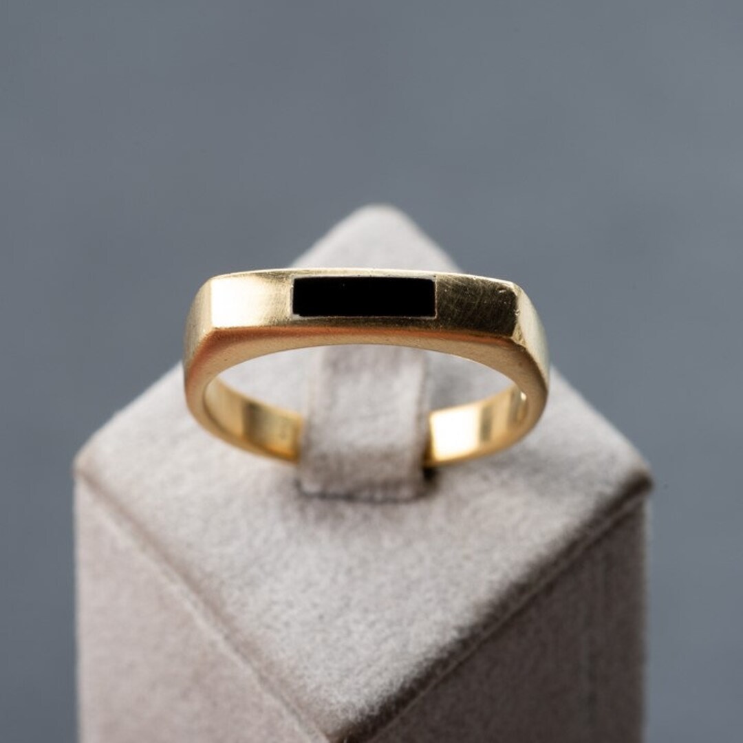 Vintage Ring With Onyx, Minimalist, Black, Completely Refurbished, 925 ...