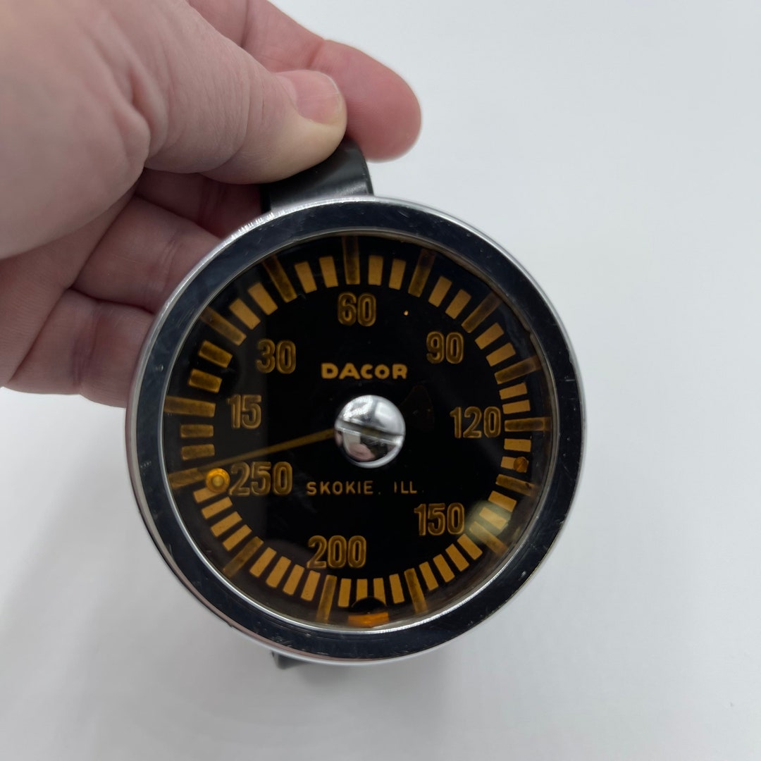 Vintage DACOR Scuba Wrist Depth Gauge 250ft Original Rubber - Etsy