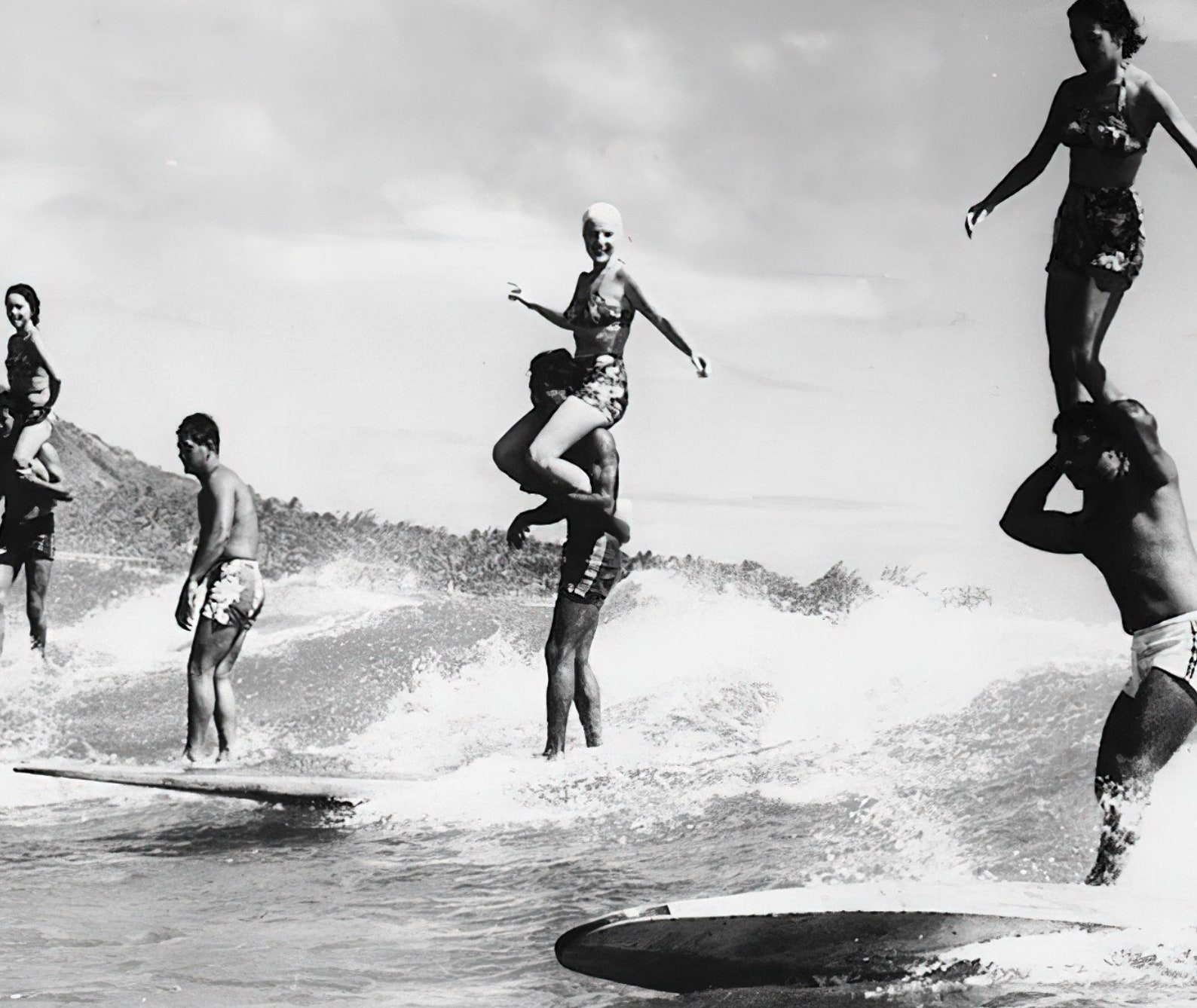 VINTAGE SURFING Photo Digital Download, Printable Art, Black & White ...