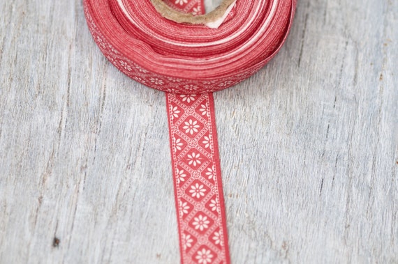Thick fabric ribbon store