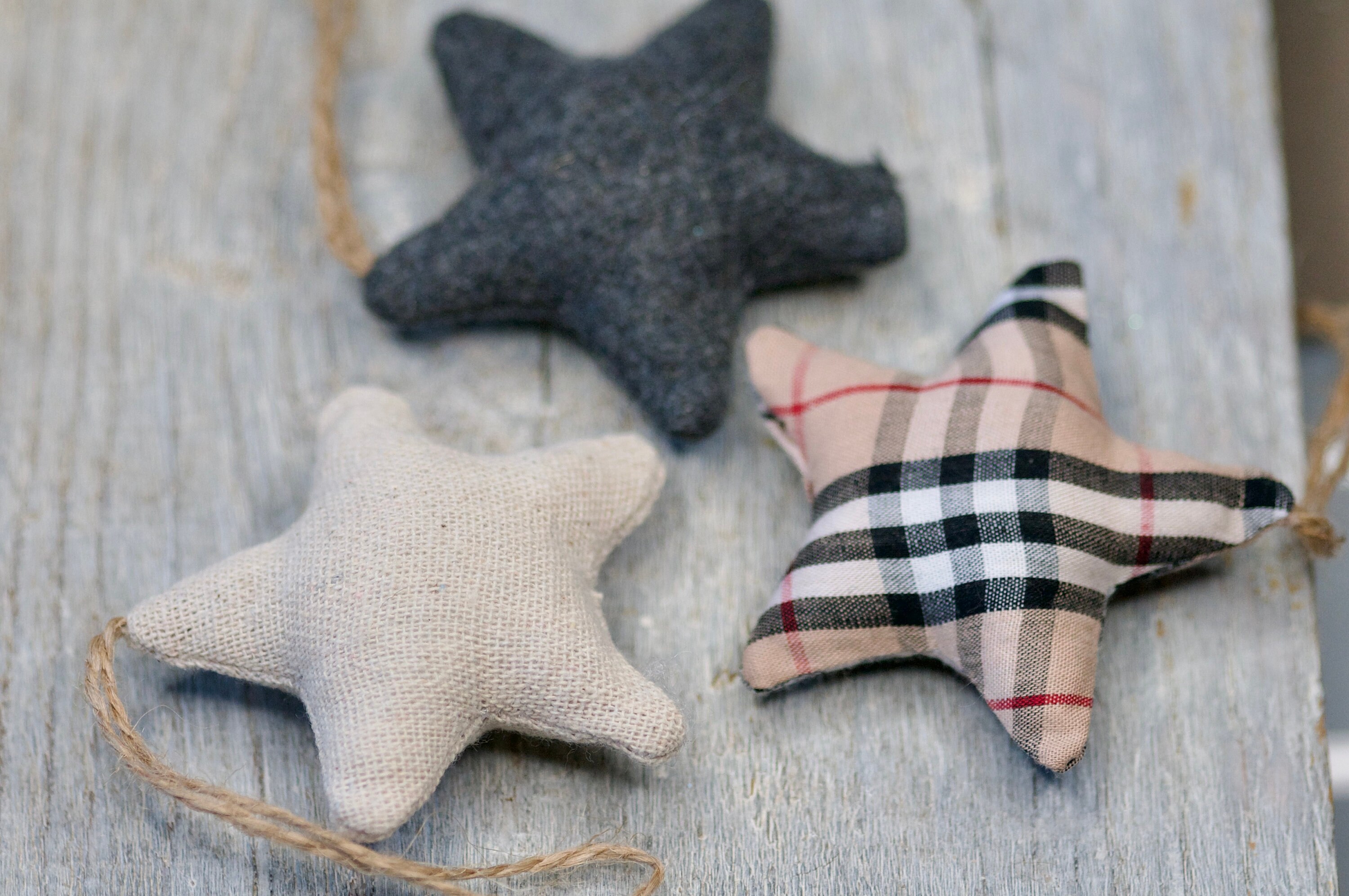 Xmas Stars Rustic Ornaments 6pics, Red Fabric Stars Hangings, Embroided ...