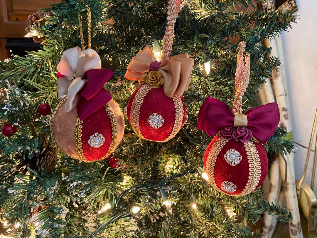 BURGUNDY VELVET ORNAMENTS Gold-set 3-christmas, Holiday, Keepsake ...