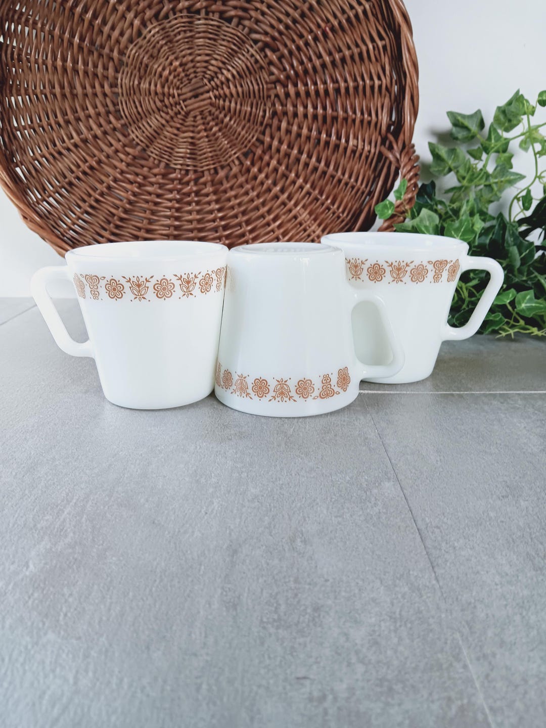 3 Vintage PYREX Corning Milk Glass Coffee Mugs Tea Cups/ 1410 /1970s ...