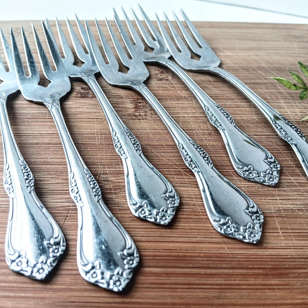 Vintage 6 WM A Rogers Deluxe Stainless by Oneida Dinner Forks ...