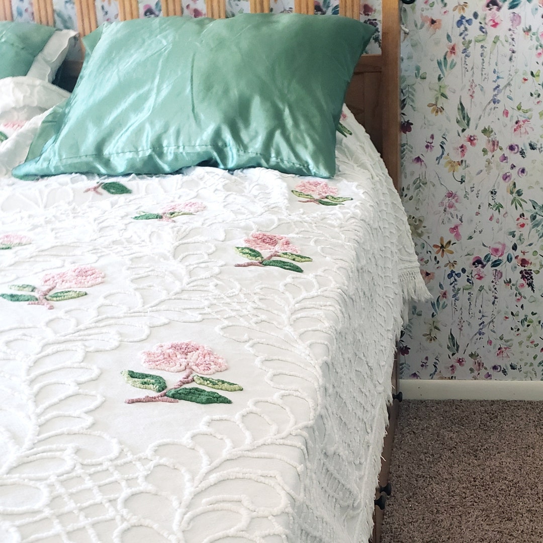 Vintage Cabin Craft Needletuft Chenille Bedspread Blanket/ 1950s Mid ...