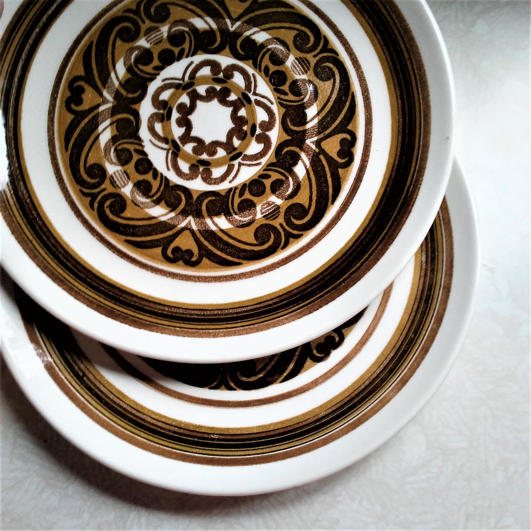 2 Vintage Jamestown China Dinner Plates/ironstone Stoneware / Brown ...