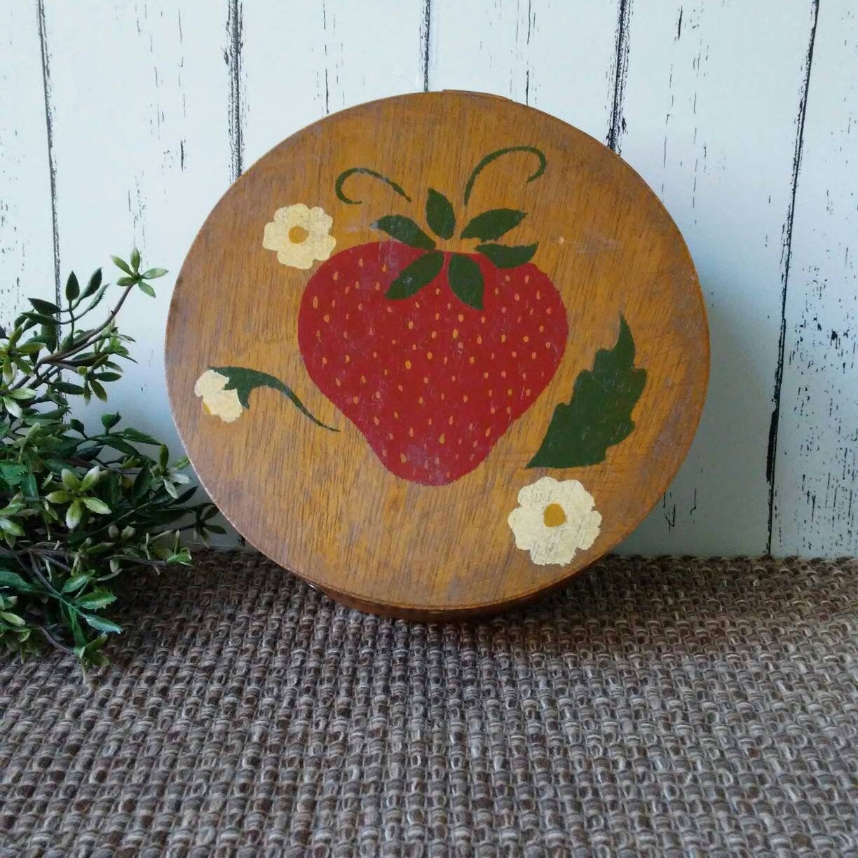 Vintage Hand Painted Cheese Box/ Strawberry Decor/round Wood | Etsy