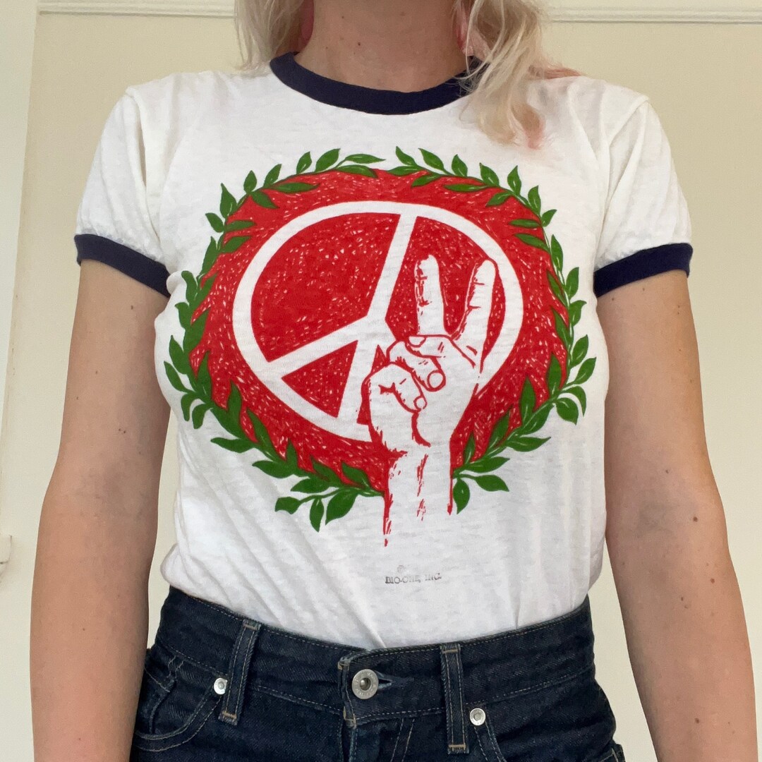 Vintage 1970s Peace Sign Ringer Graphic Tee T Shirt Top Short Sleeved ...