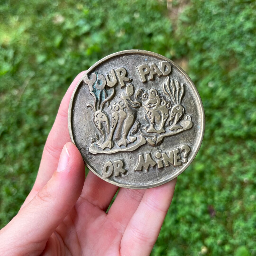 Vintage 1970s 70s 60s Frog Your Pad or Mine Belt Buckle // Groovy ...