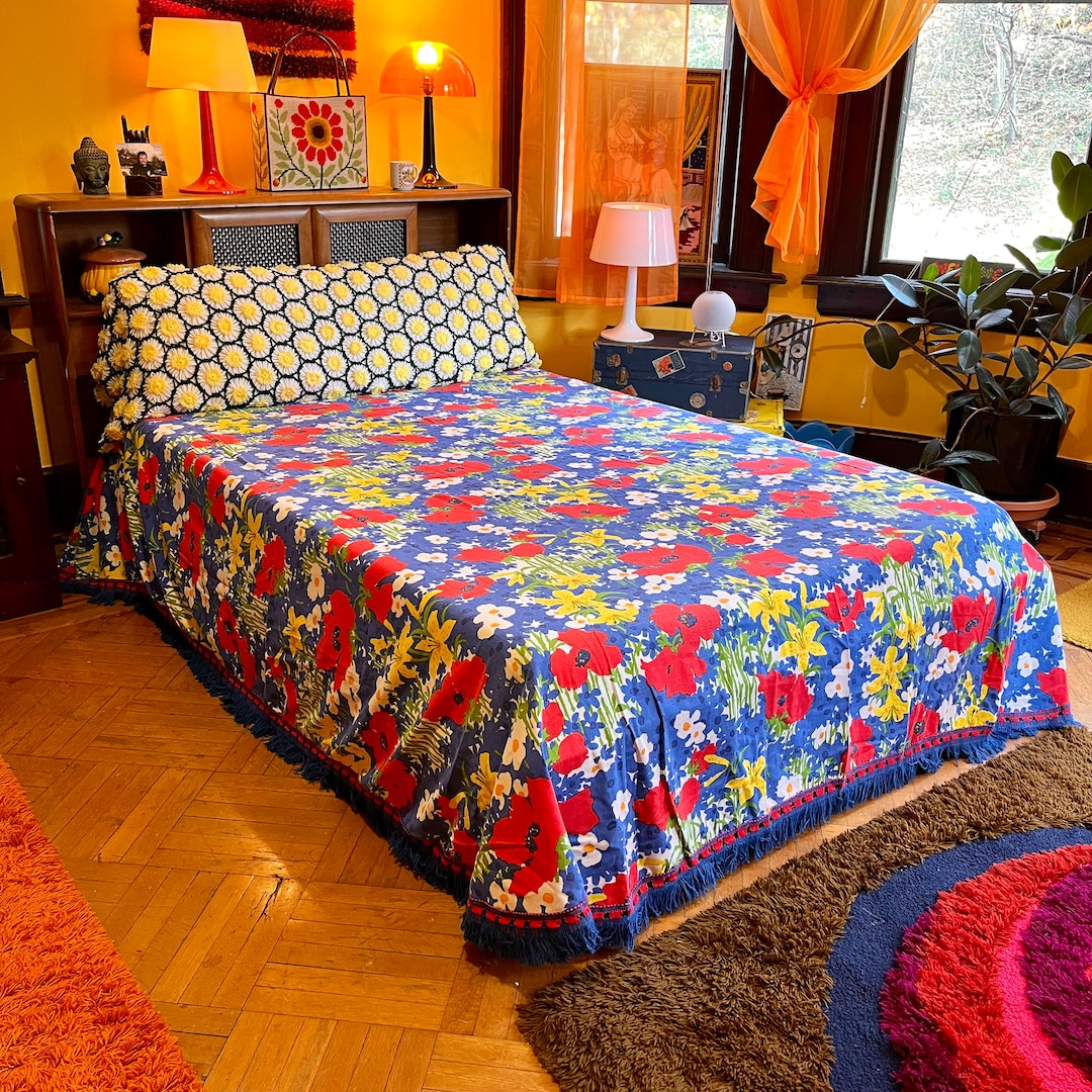 Vintage 1970s Blue Floral Daisy Flower Power Bedspread Blanket Coverlet ...