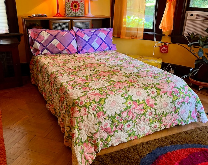 Vintage 1970s Green Pink Flower Power Floral Quilted Bedspread // Full ...