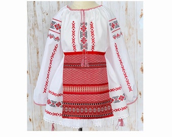 Traditional Moldovan Costume - Etsy