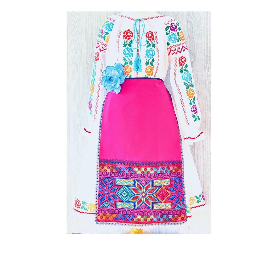 Romanian Traditional Costume/romania Suit/romanian Dance Costume ...