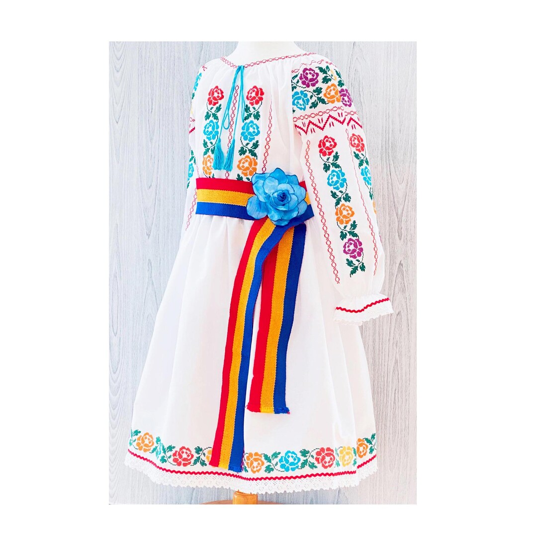 Romanian Traditional Costume/romania Suit/romanian Dance Costume ...