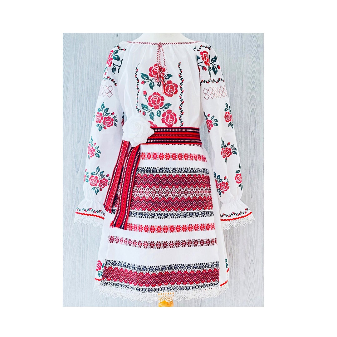 Romanian Traditional Costume/romania Suit/romanian Dance Costume ...