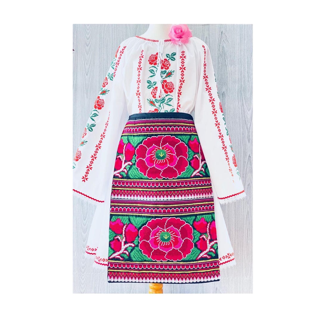 Romanian Traditional Costume/romania Suit/romanian Dance Costume ...