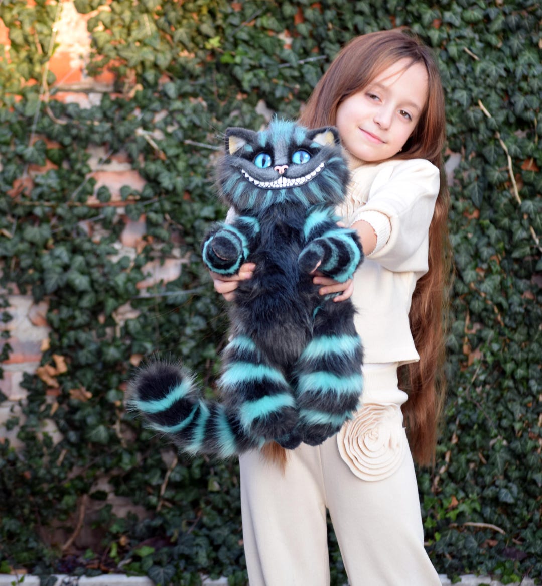 Curious and Curiouser... CAT From Wonderland Collections Realistic ...