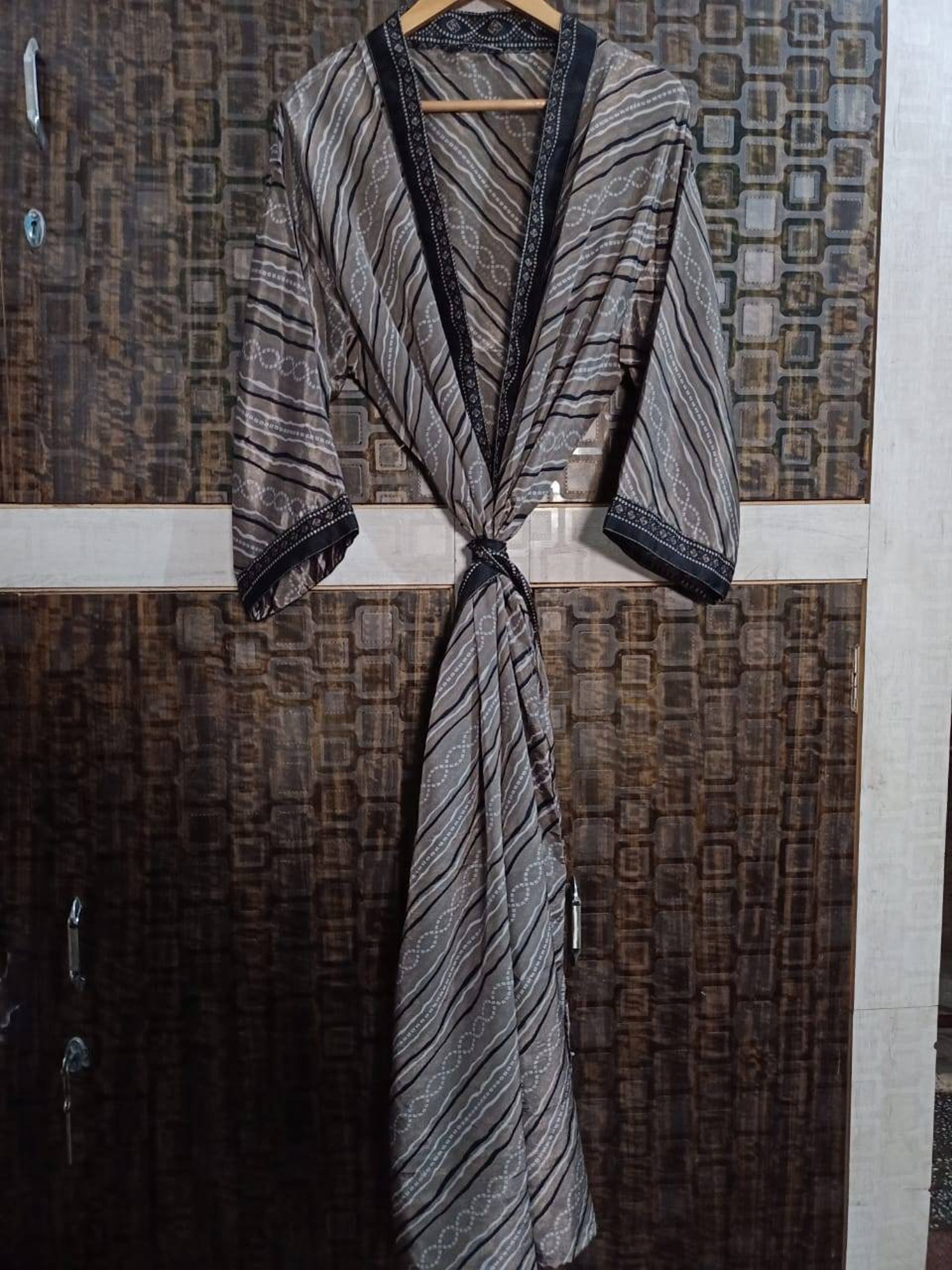 Silk Floral Kimono Robe Night Costume Delivery Gown Sweam Wear - Etsy