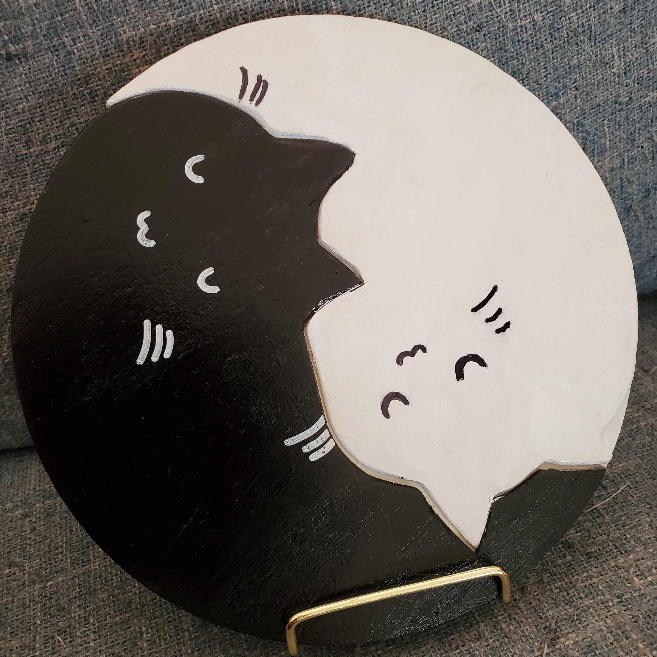 Yin Yang - Black and White Cats - Scroll Saw Hand Cut for Office Table ...