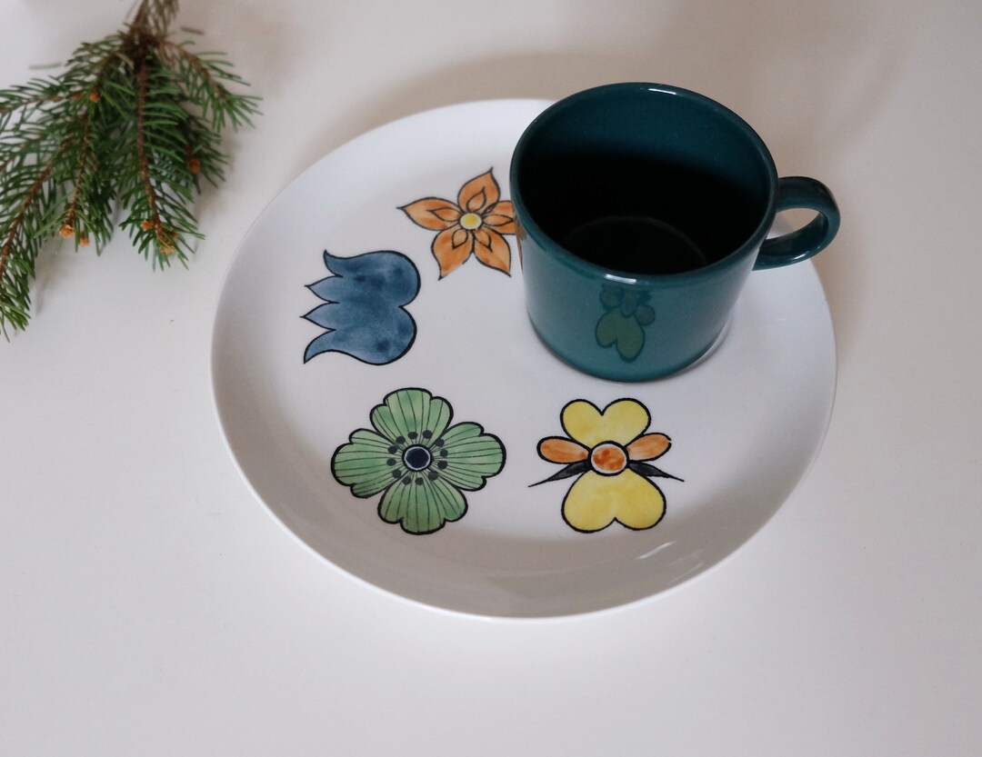 Vintage Arabia Kilta, Arabia Lilian Hand Painted TV Coffee Cup and ...