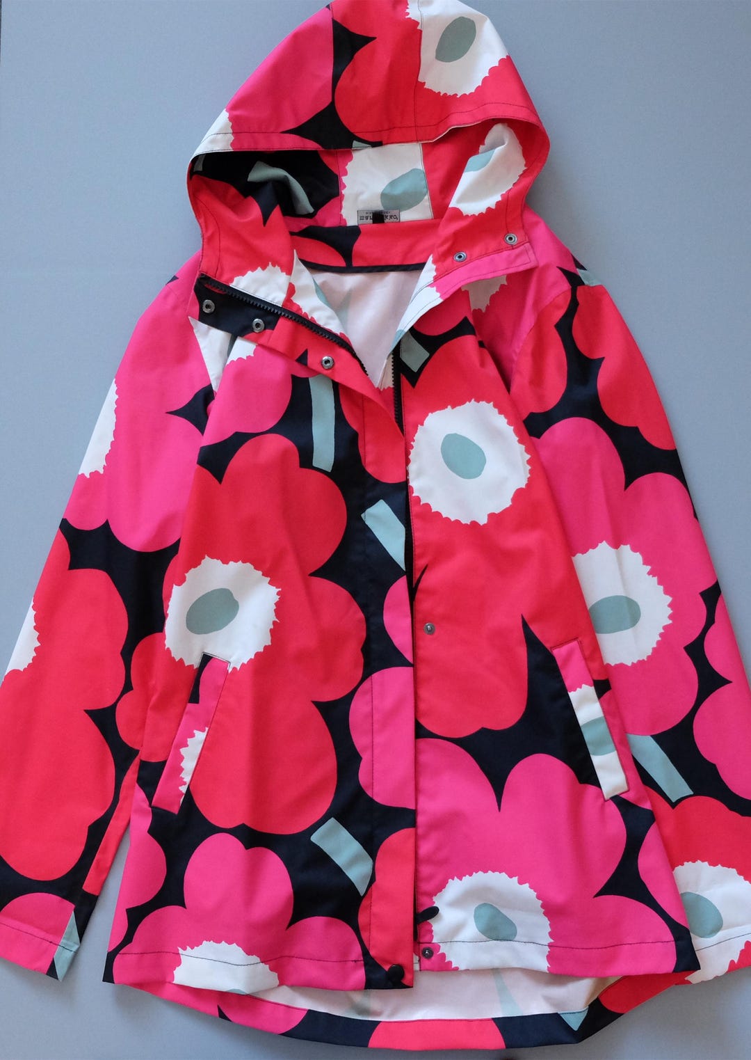 Marimekko Unikko Vintage Raincoat, Waterproof Jacket Size S / 36 Size ...