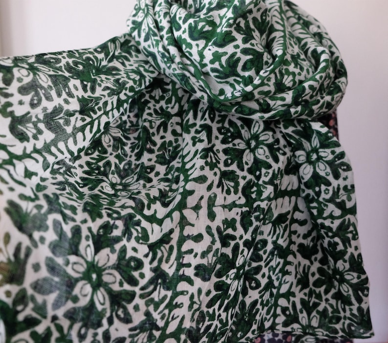 Marimekko Green “ilene Simbad” Scarf, Linen Long Scarf, Wrap, Shawl ...
