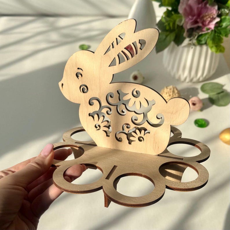 Egg Holder Tray With Bunny, Easter Cottagecore, Wooden Stand for 8 Eggs ...