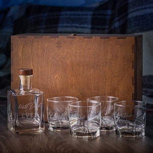 Personalized Whiskey Decanter Set, Custom Whiskey Set in the Box, Gift ...