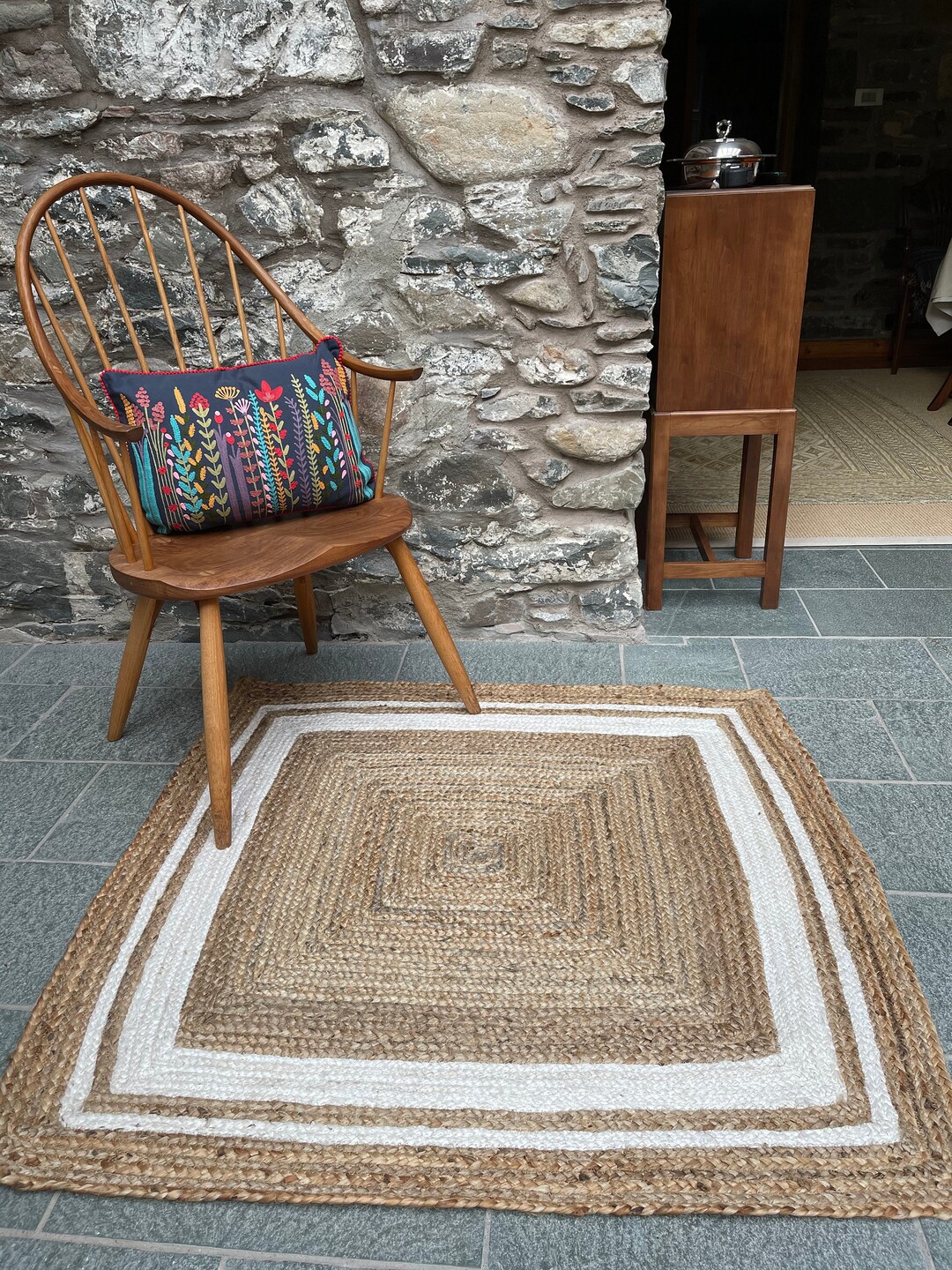 KHIDAKEE Braided Square Jute Rug With off White Border Small Medium ...