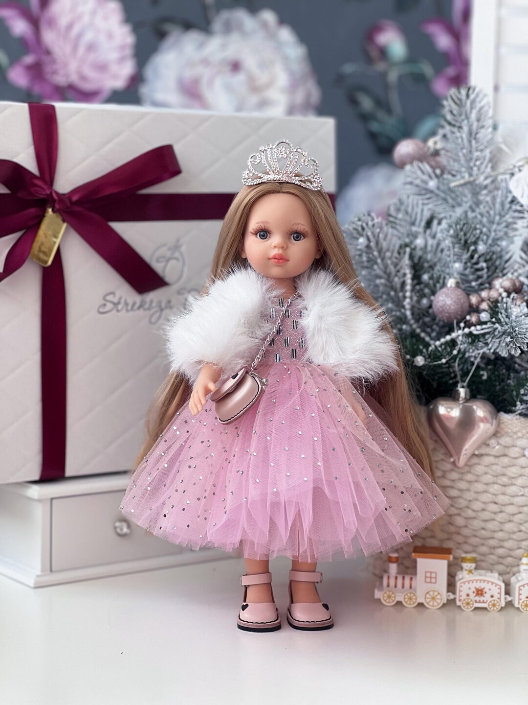 Paola Reina Clothes Set With 30 Pieces Outfit Bundle, Doll Wardrobe ...
