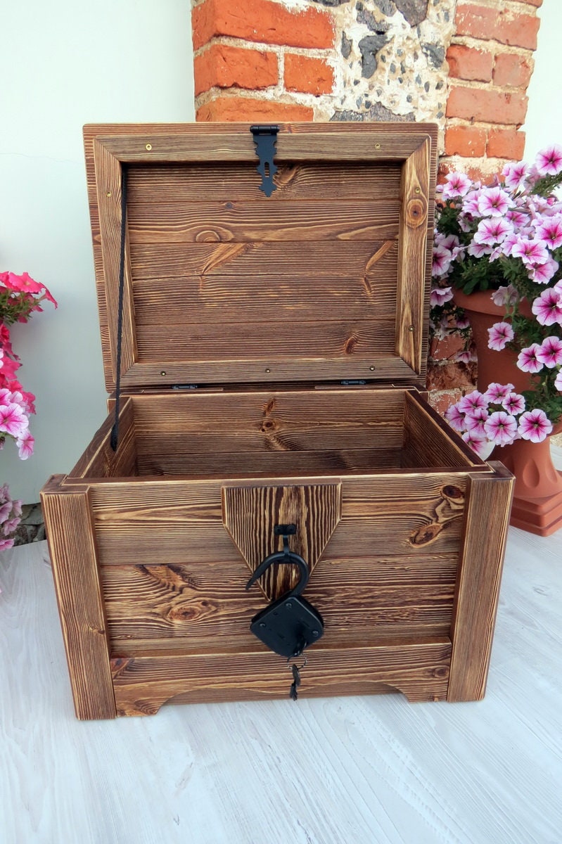 Brown Rustic Wood Chest Hunters Box Pirate Box Wood Chest With Handles ...