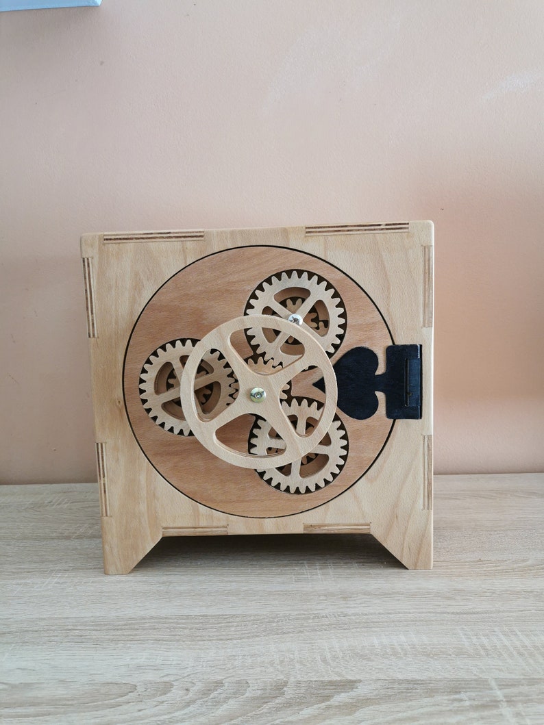 Cnc Files, Unique Wooden Storage Box With a Working Gear Lock Mechanism ...