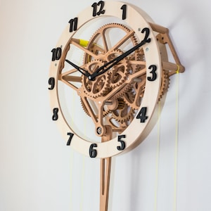 Wooden Mechanical Gear Clock CNC File: Laser Cut DXF Plan - Etsy