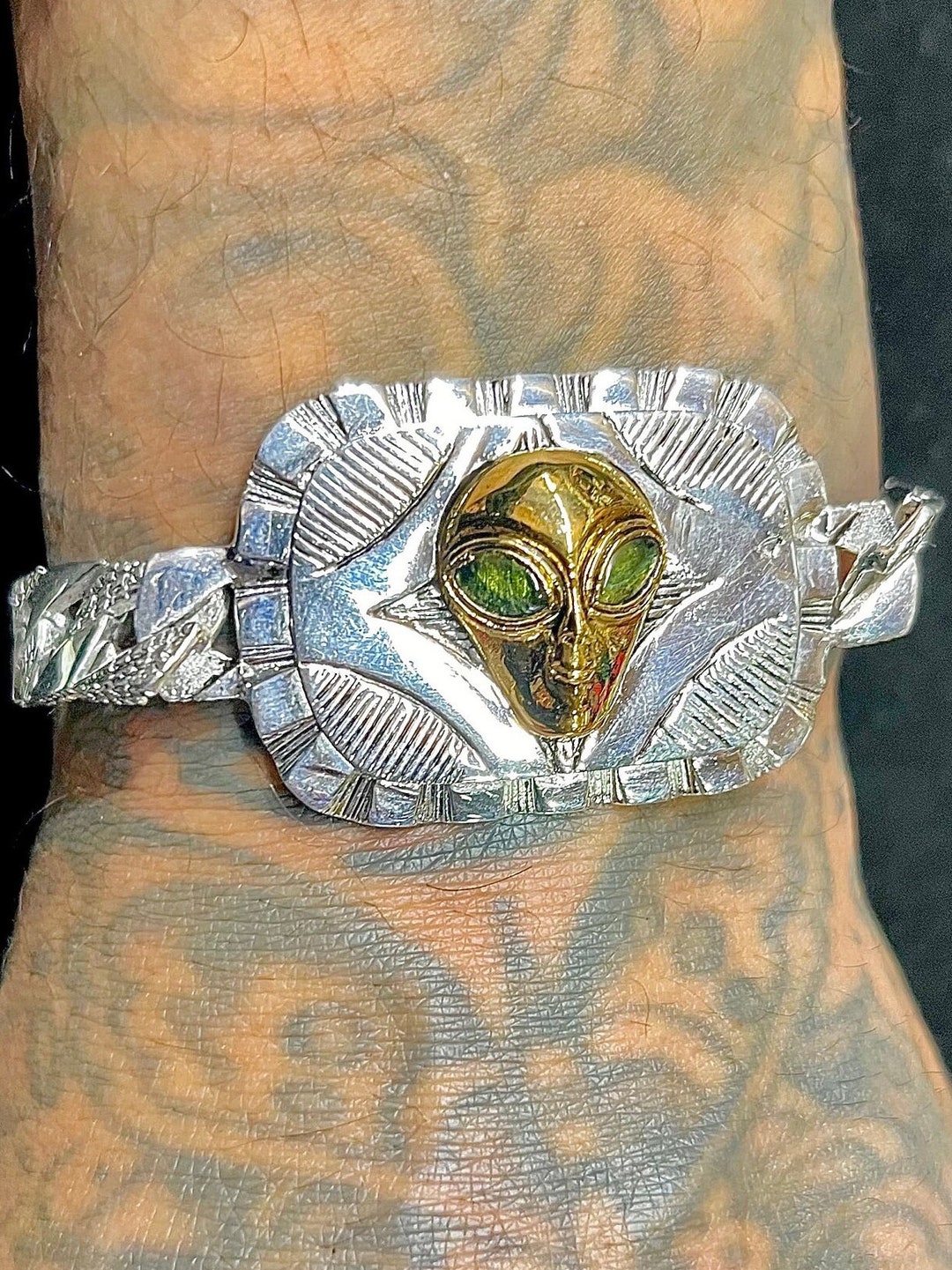 Vintage Style Alien Space-age Brutalist by SWS Adjustable Unisex ...