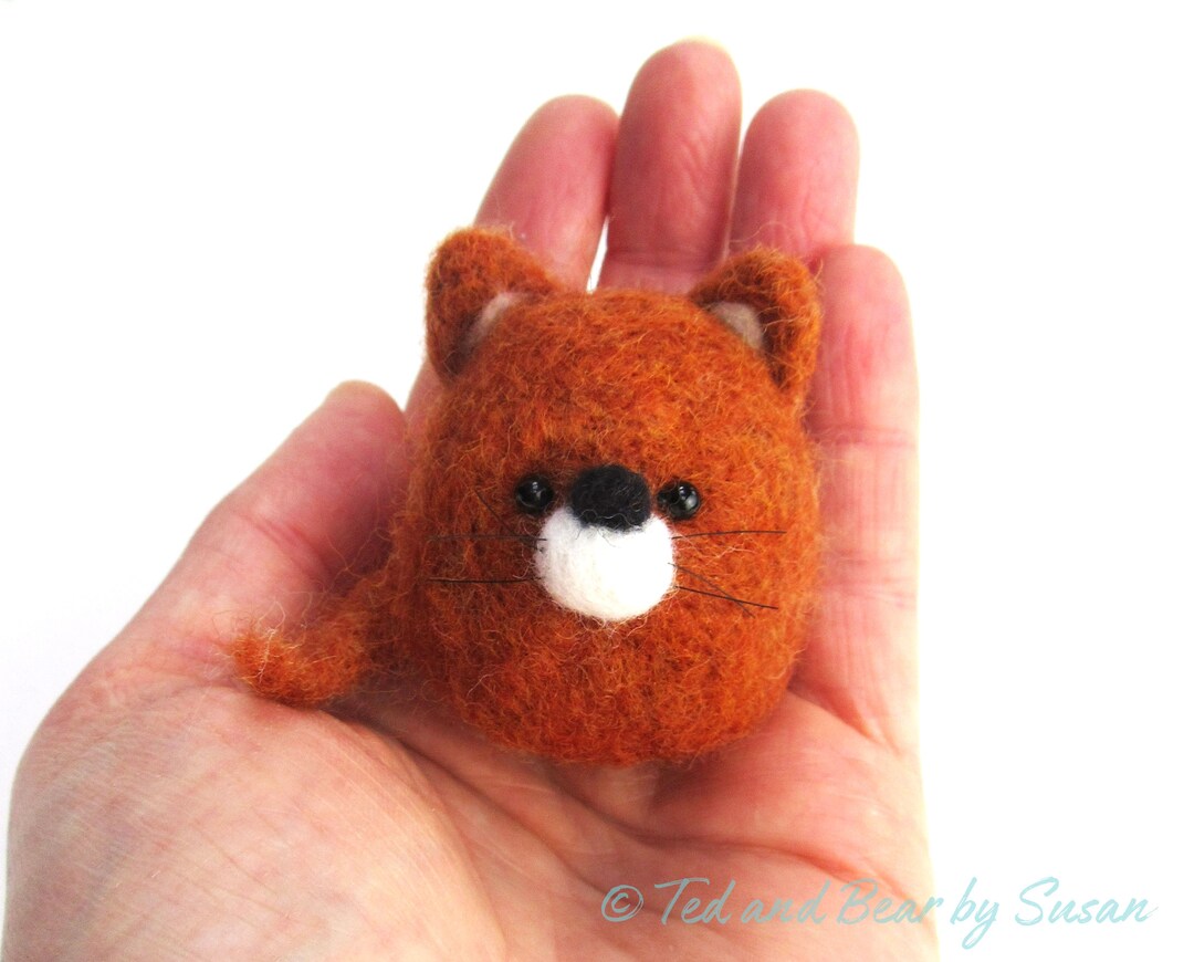 Needle Felted Cat Mini Sculpture, Cat Gift, Cat Lover Gift, Cat Mum ...