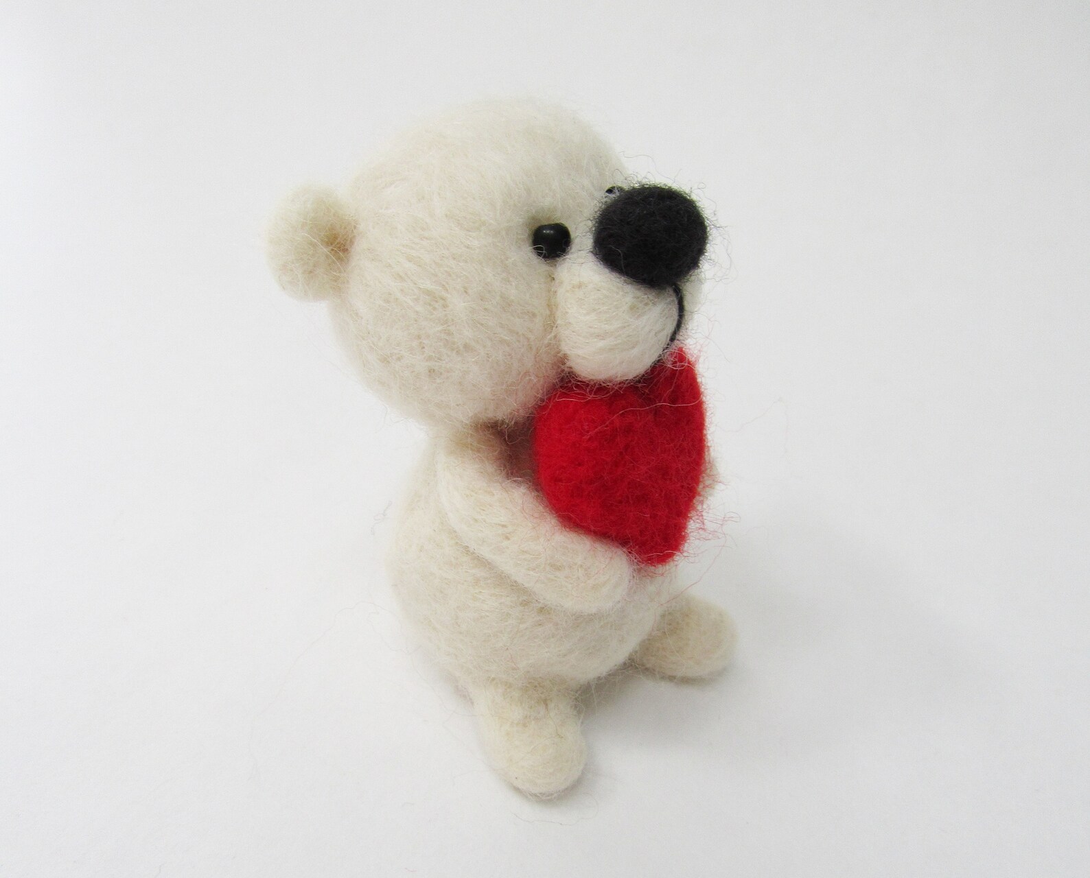 Needle Felted Bear, Handmade Miniature Bear With Love Heart, Woodland ...