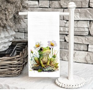 Frog and Lily Pad Kitchen Tea Towels, Decorative Dish Towel, Frogs ...