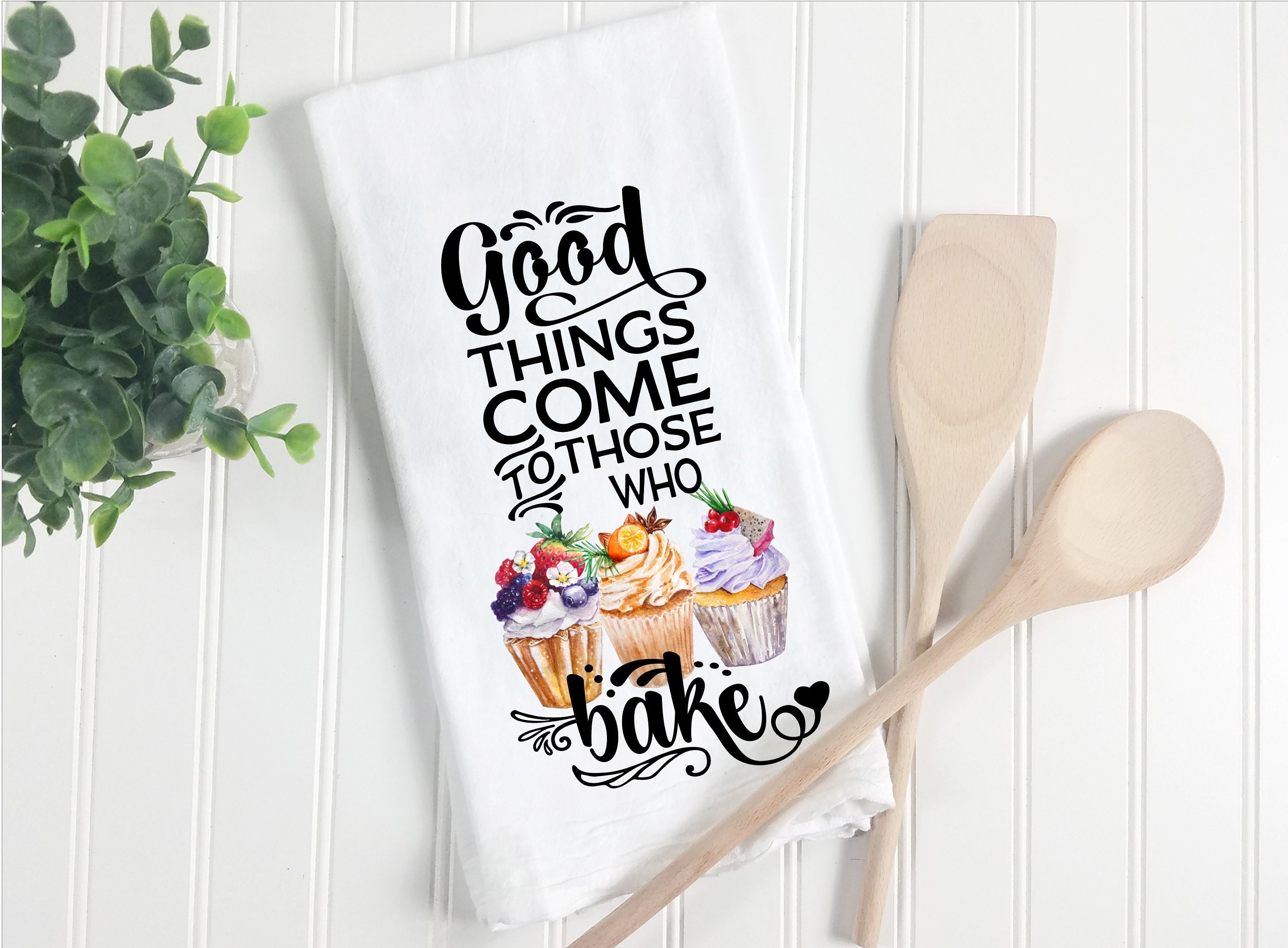 Cupcake Baking Tea Towel, Kitchen Decor, Baker Gift - Etsy