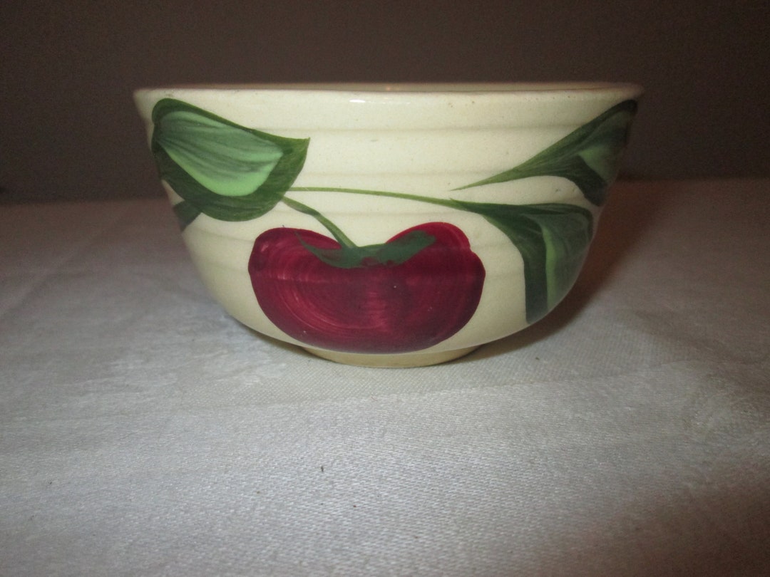Watt Pottery APPLE Ribbed Pattern No. 04 Mixing Bowl 2-1/8 Tall by 4 ...